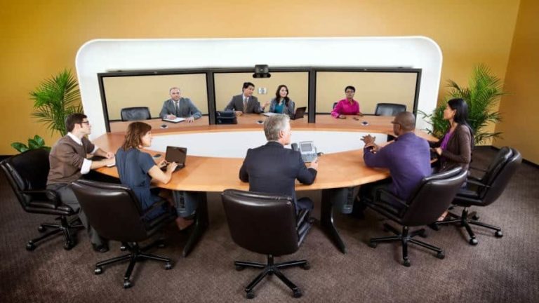 Telepresence vs. Video Conferencing: How do they differ? - CloudTalk